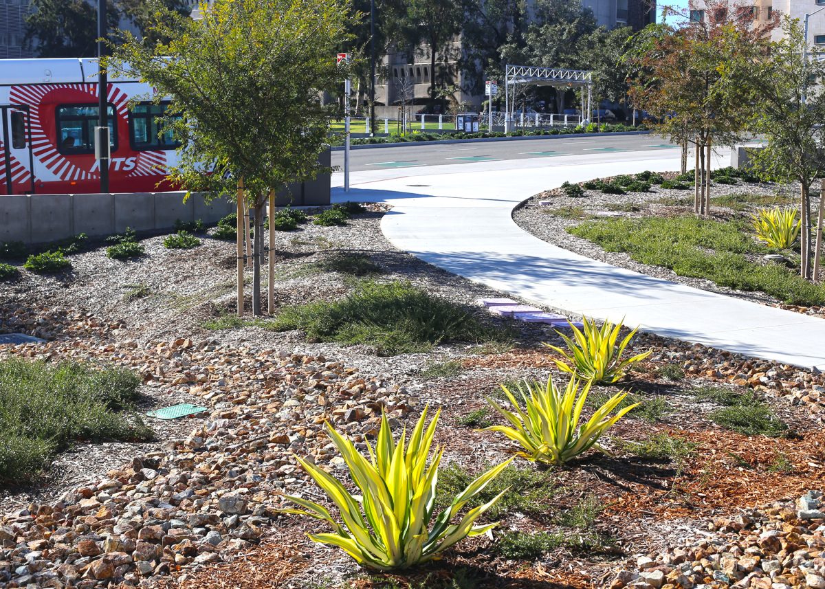 SuperLoop – UCSD Gilman Transit Center - RE Services